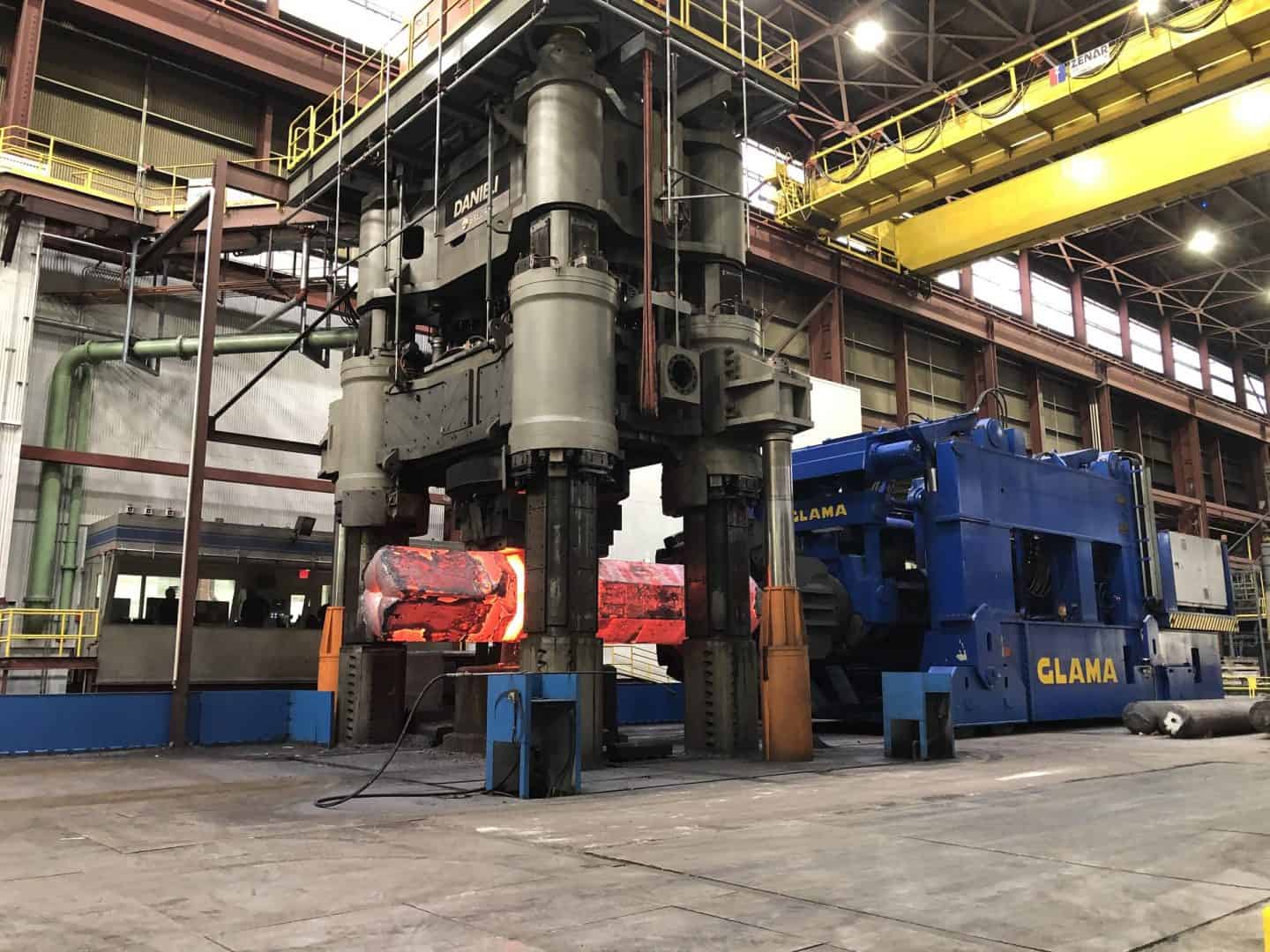 Hydraulic column repair and strengthening - Laser Cladding - Laser ...