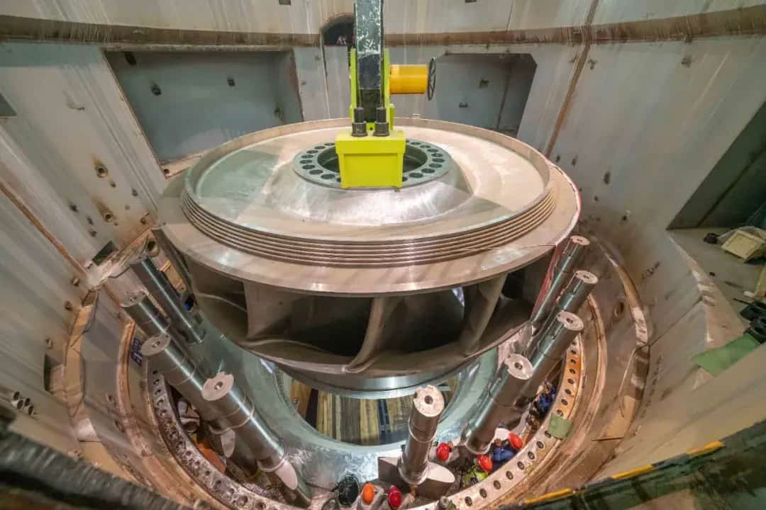 Repair and strengthening of steel plates in the runner chamber - Laser ...