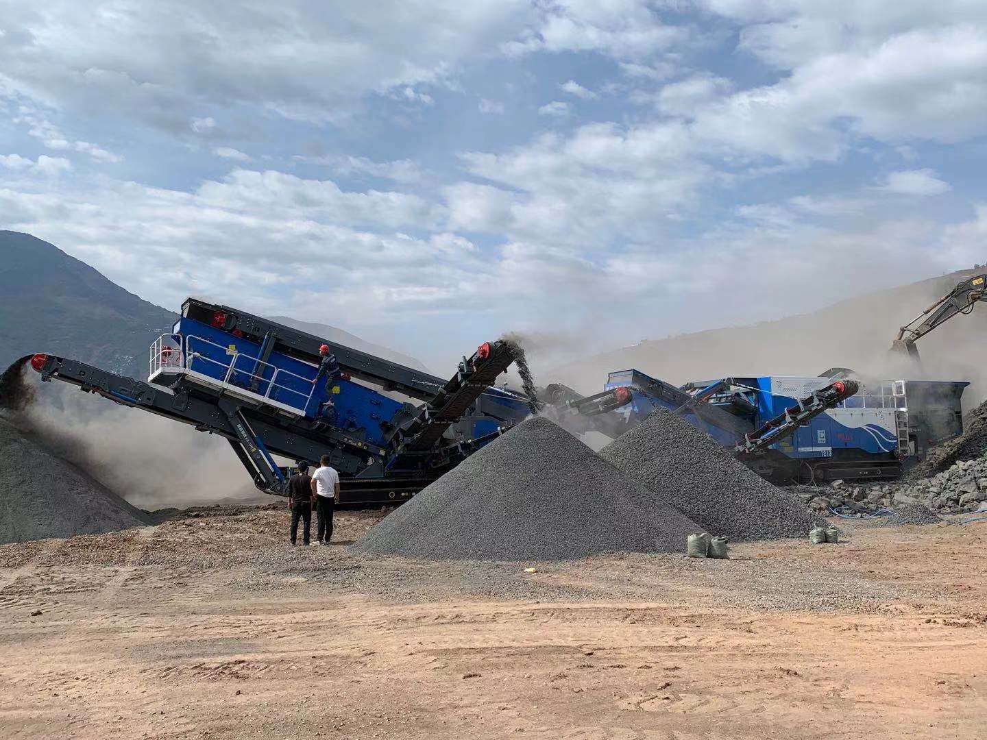 Laser cladding enhanced crusher impact plate - Laser Cladding - Laser ...